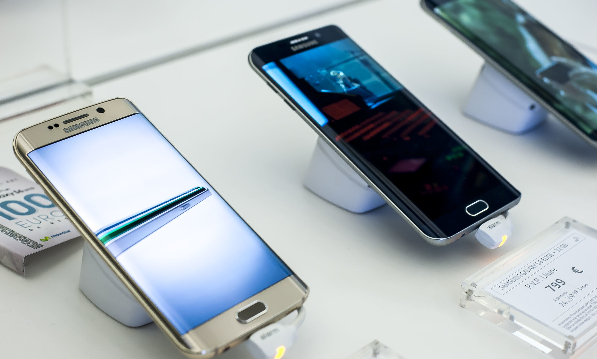 Samsung Tops 2016 For Bestselling Mobile Phone Brand In Malaysia Samsung Tops 2016 For Bestselling Mobile Phone Brand In Malaysia